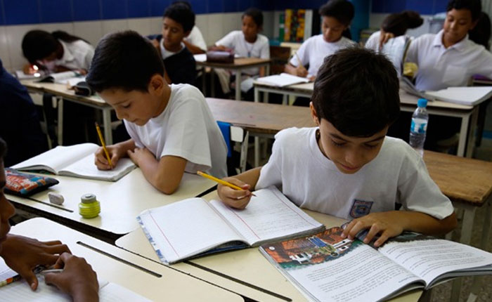 Educar con compromiso, pasión y sabiduría - Red por los Derechos ...